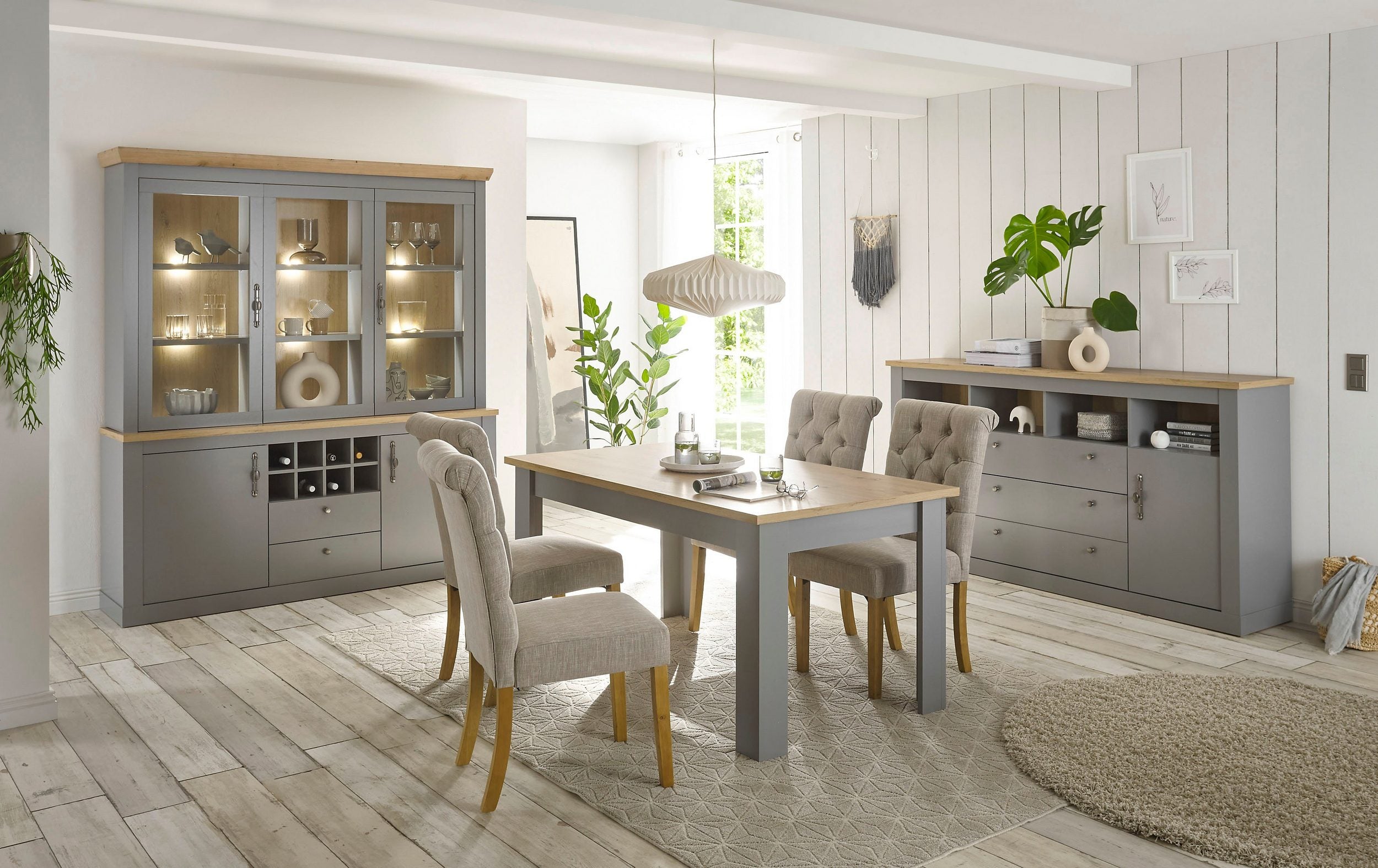 Comoda Chambord gri cu doua usi si 3 sertare 198 cm | LunaHome.ro