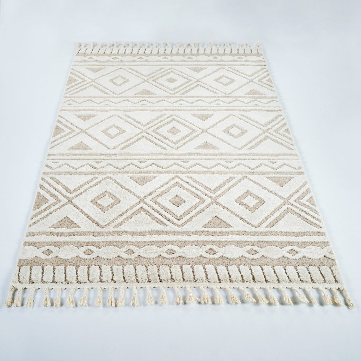 Covor crem Bonvo cu aspect boho cu franjuri 80x150 cm | LunaHome.ro